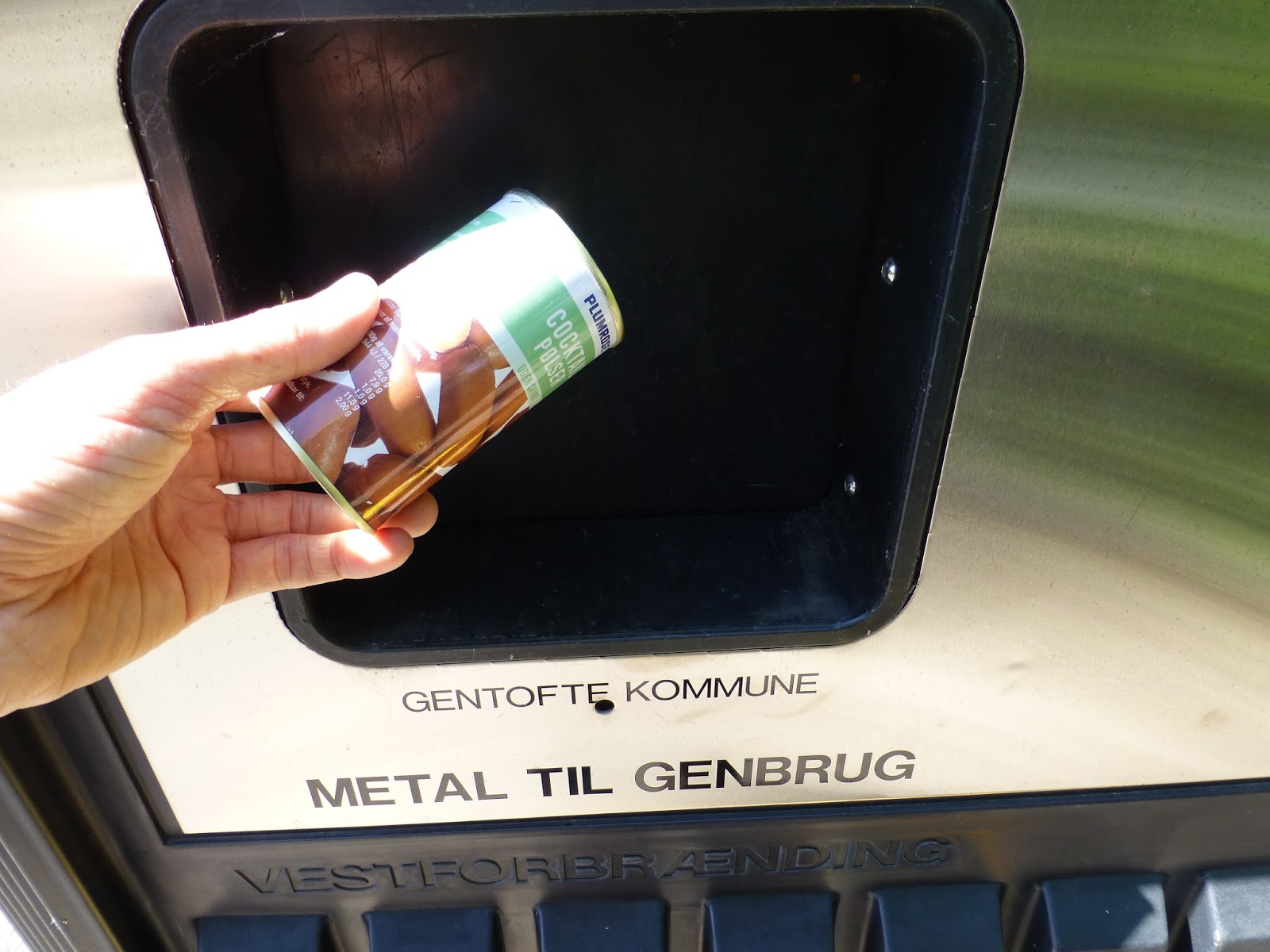 Heine Strømdahl: Metal til genbrug - i Gentofte.