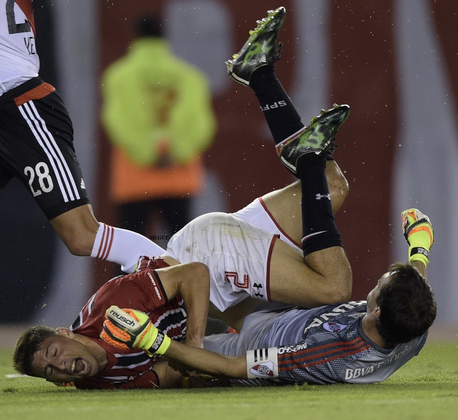 INSTAFAVES : JONATHAN CALLERI (SOCCER PLAYER) | ARGENTINEMEN ARCHIVES