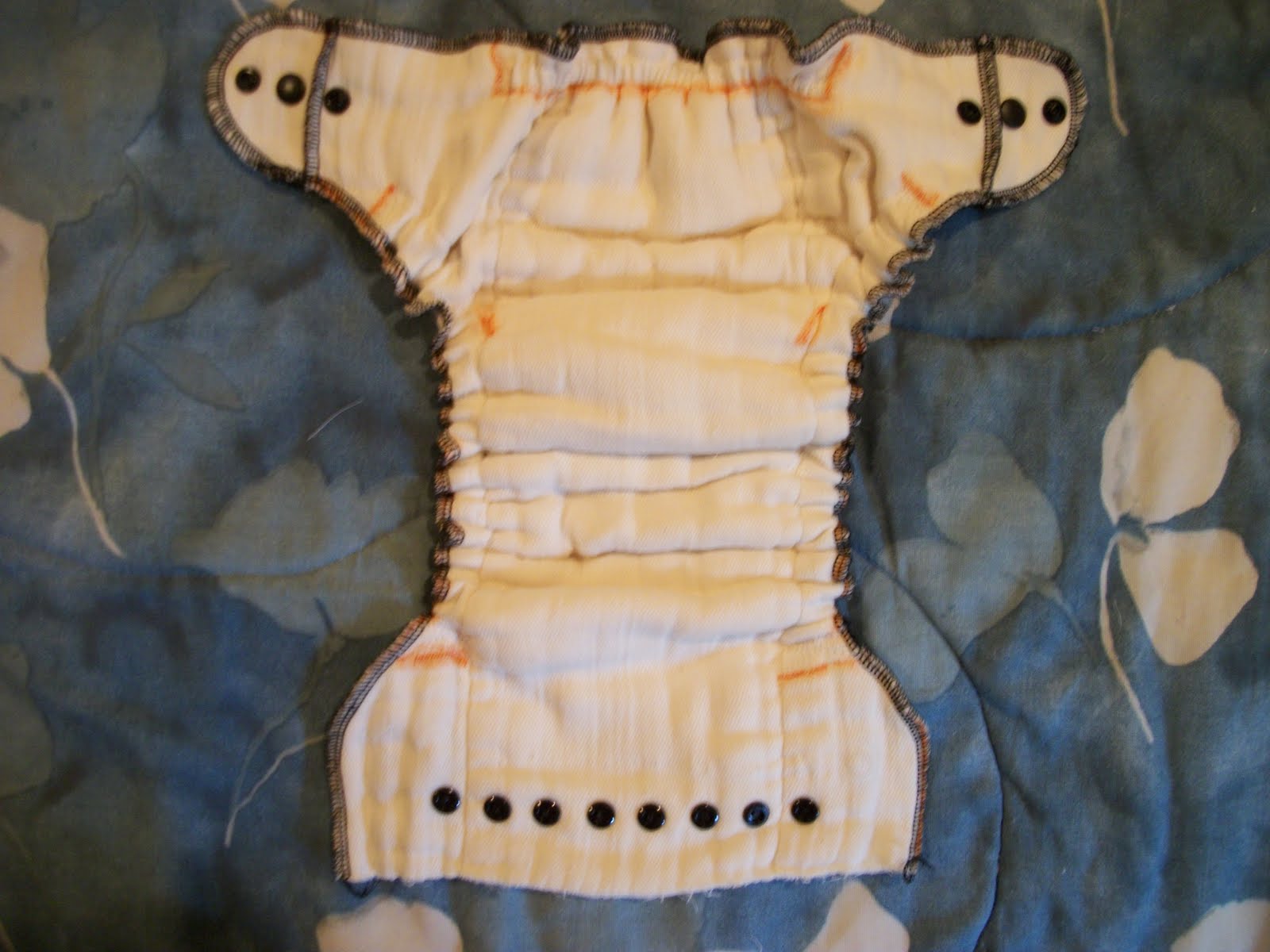 Simple Diaper-Sewing Tutorials: Basic Serged Prefitteds