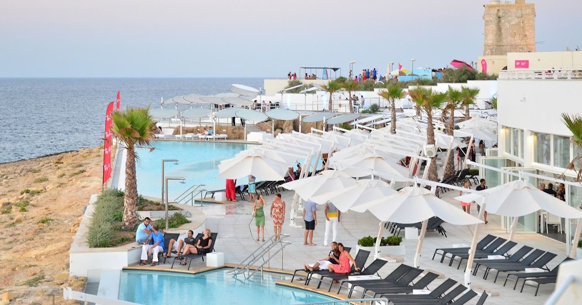 Malta: Los mejores beach clubs para disfrutar en el Mediterráneo ...