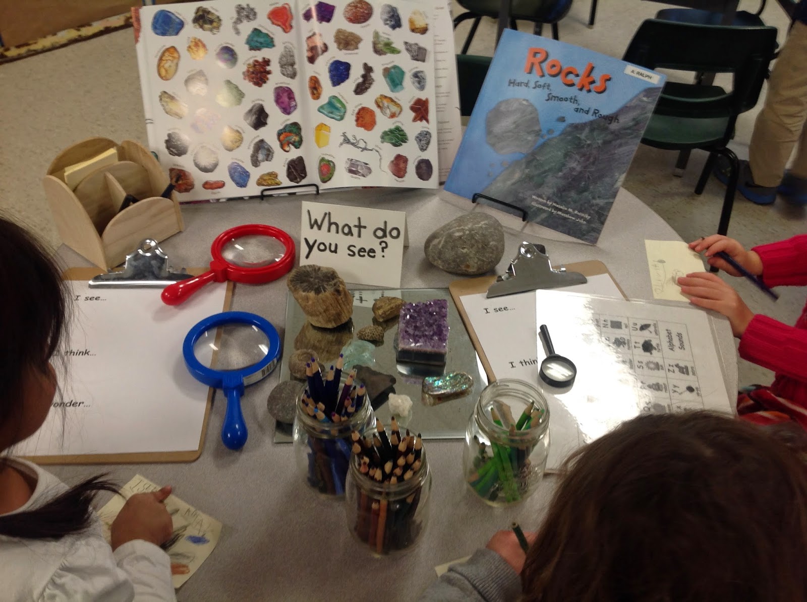 Wonders in Kindergarten: Every rock has a story...Our new inquiry!