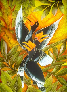 Bila gambar bersuara: Batik painting yang berwarna warni.