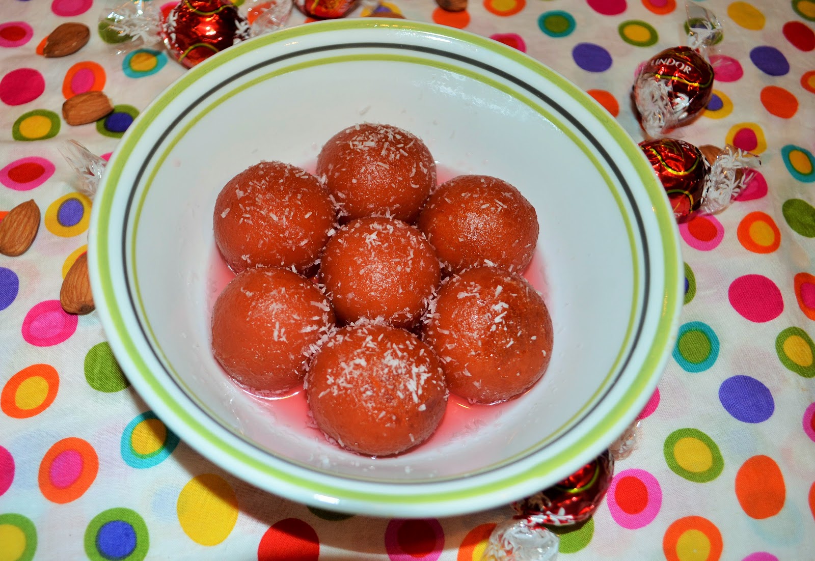 Siri's Kitchen: Gulab Jamun with Bisquick and Rose Water Syrup