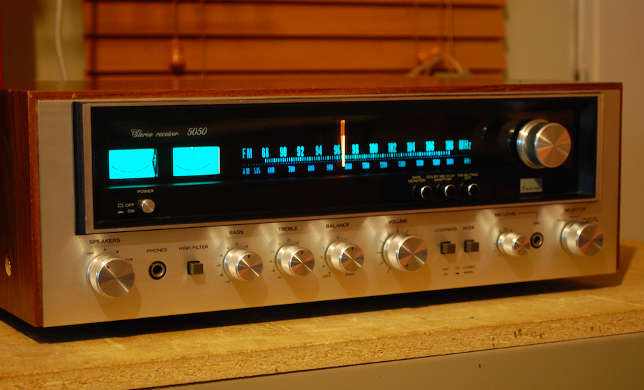 Vintage Hi-Fi Audio Restorations: Paul's Sansui 5050 Receiver