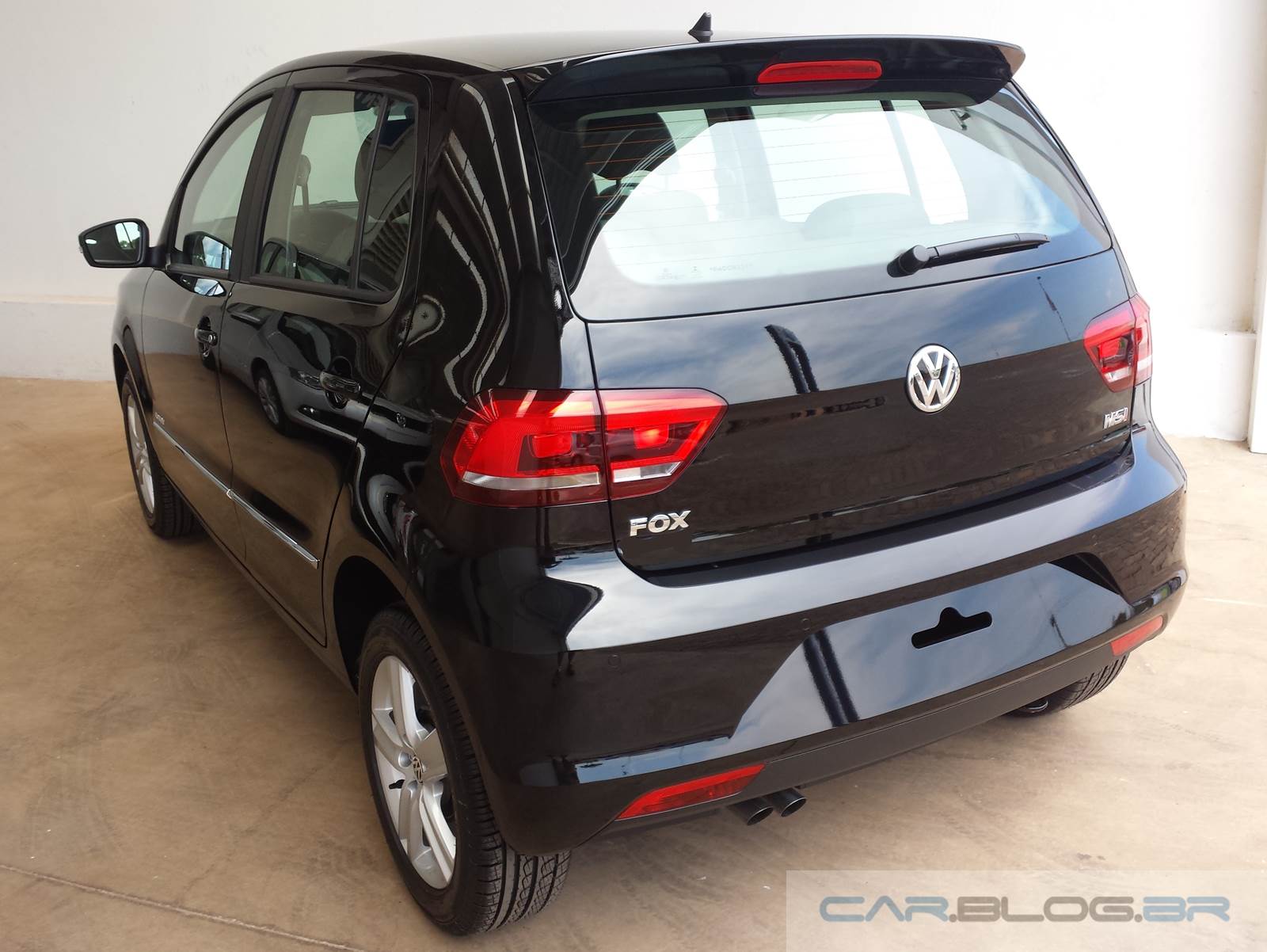 Novo Fox Highline 2015 chega às lojas com desconto de 3%