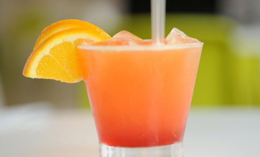 Estefany`s CookBook: Coctel garibaldi