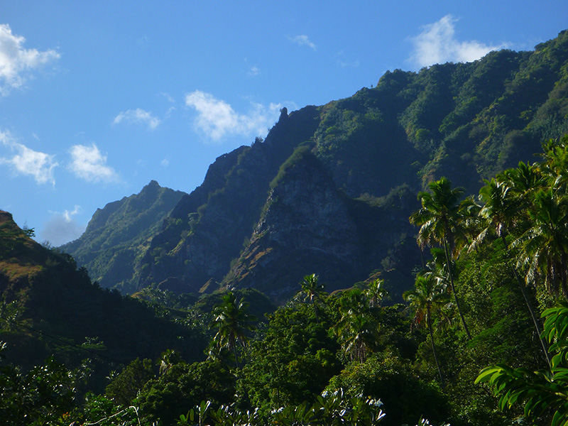 The Adventures of S/V Silhouette: Fatu Hiva