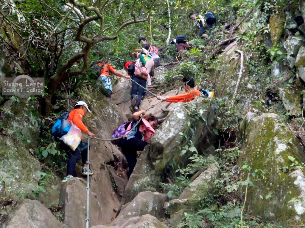 SIRANG LENTE | TRAVEL & HIKE: Mt. Maculot: Hiking Guide