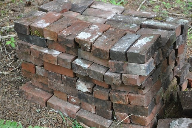 Panther Creek Cottage: My Life as a Brick Picker