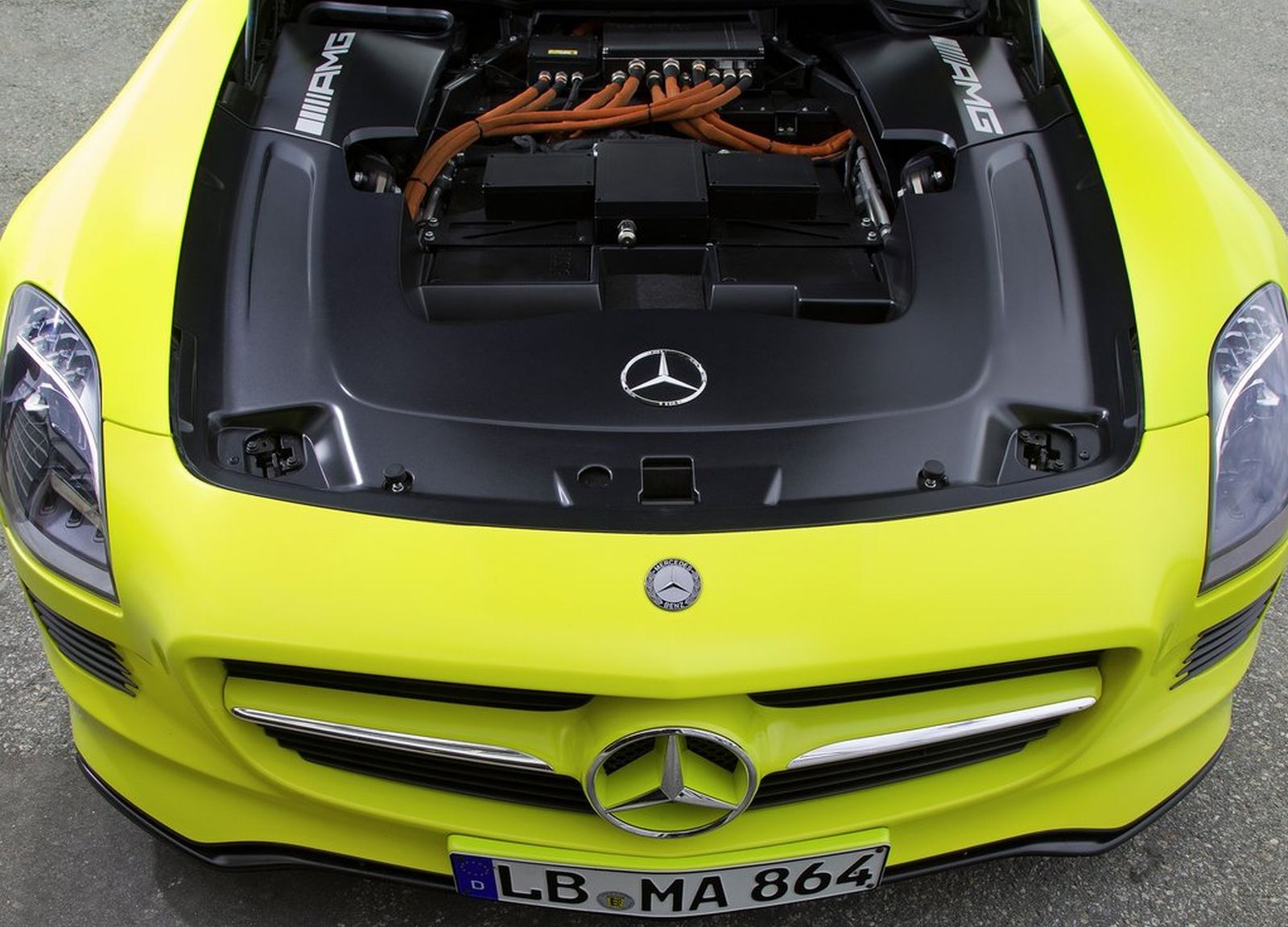 Interactive Magazine: 2010 Mercedes SLS AMG E-Cell Concept