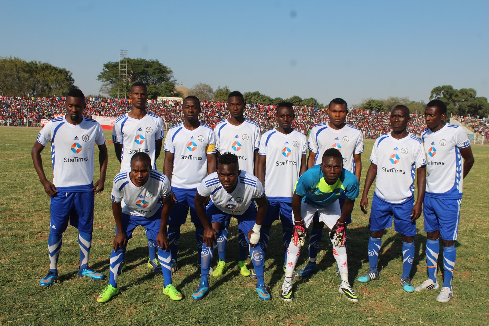 PICHA ZAIDI YA MIA MOJA ZA MATUKIO YA JANA KWENYE MECHI YA KIRAFIKI ...