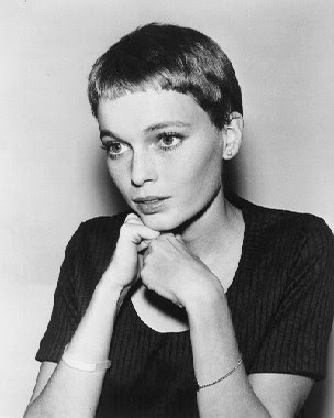 MARIE SHOUTS: MIA FARROW MEETS VIDAL SASSOON