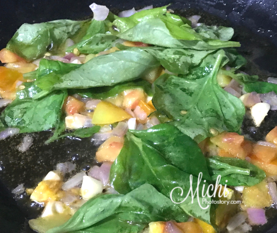 Michi Photostory: Egg + Tomato Sauce Recipe