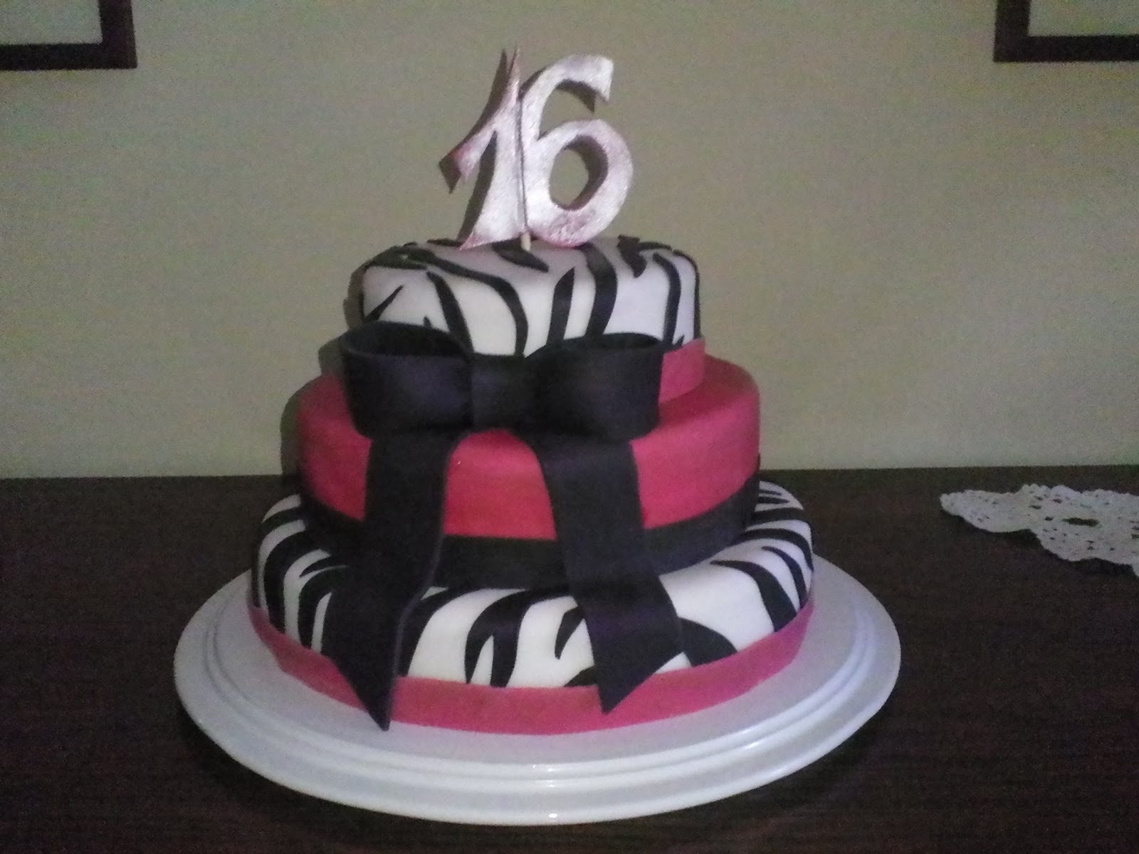 Anna in Casa: ricette e non solo: Torta 16 anni Ale