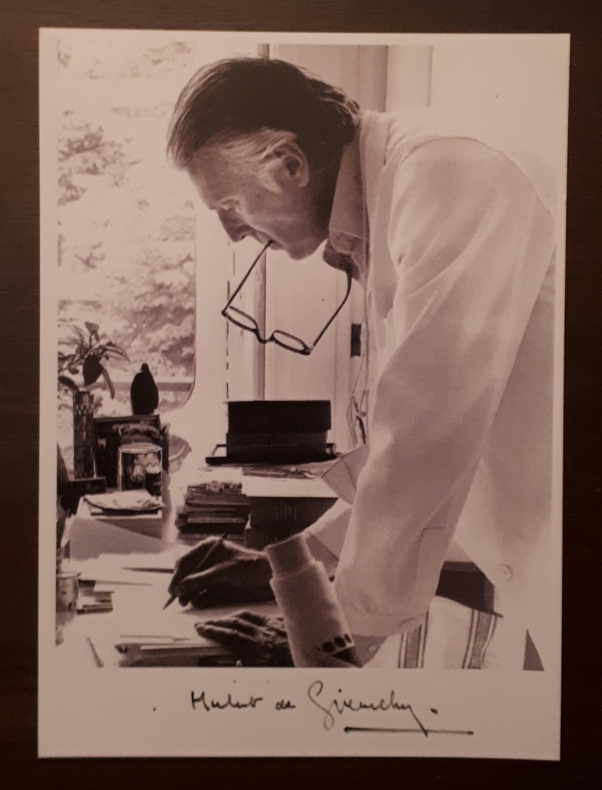 Autograph VIP: Hubert de Givenchy, a French fashion designer who ...