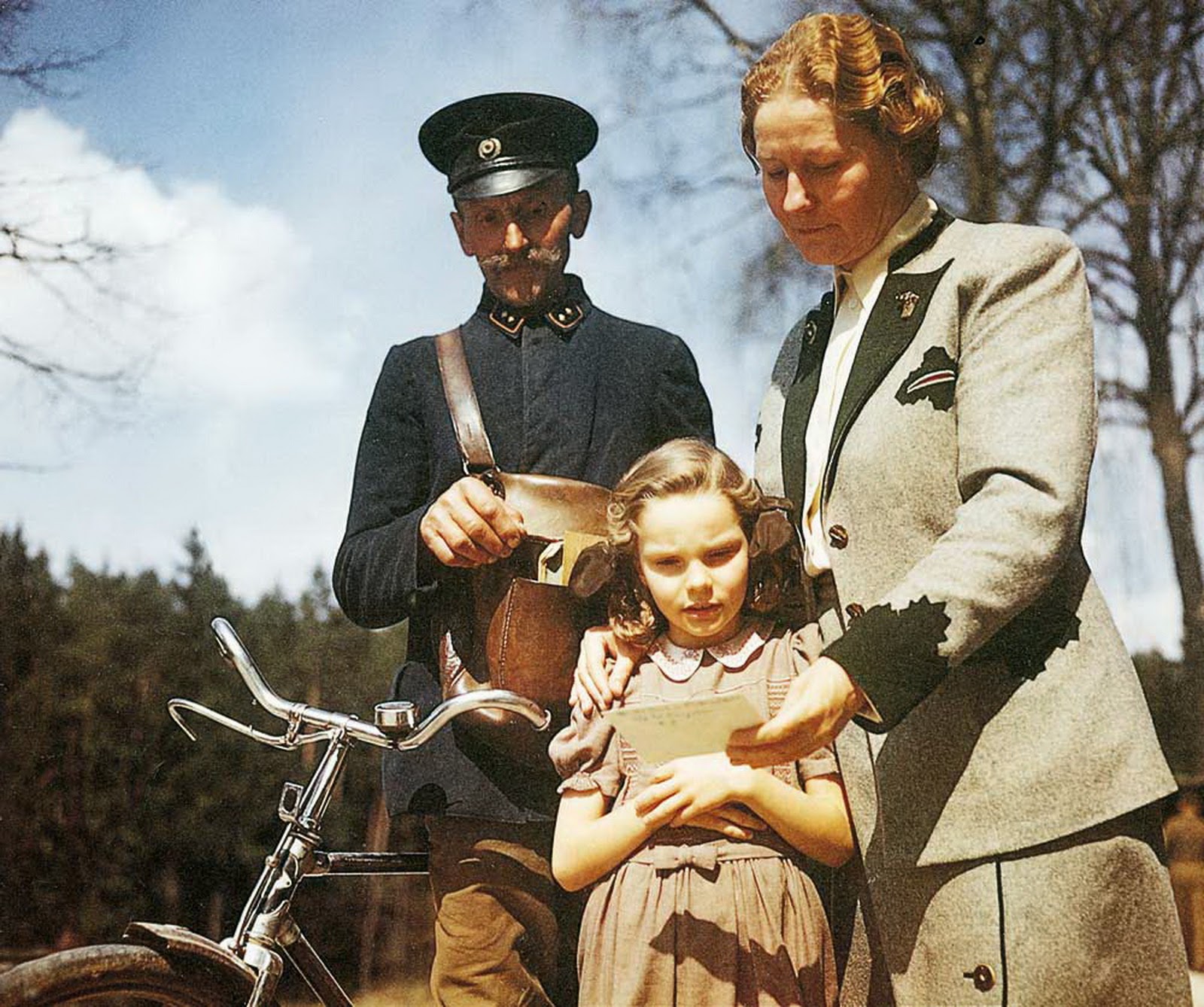 World War II Pictures In Details: Hermann Göring Wife and Daughter in ...