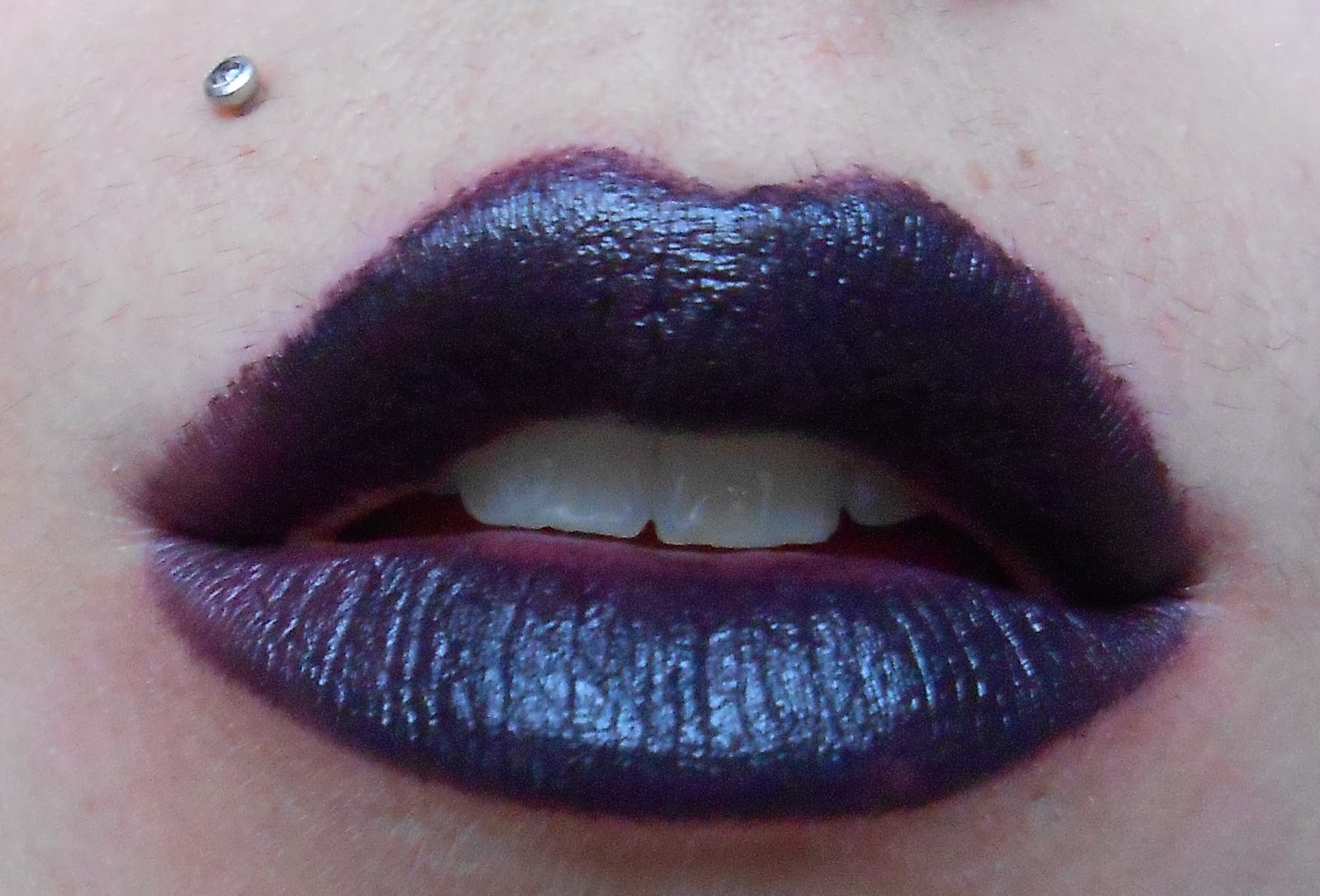 Confessions of a Cosmeholic: On Trend- Vampy Lips Drugstore Edition