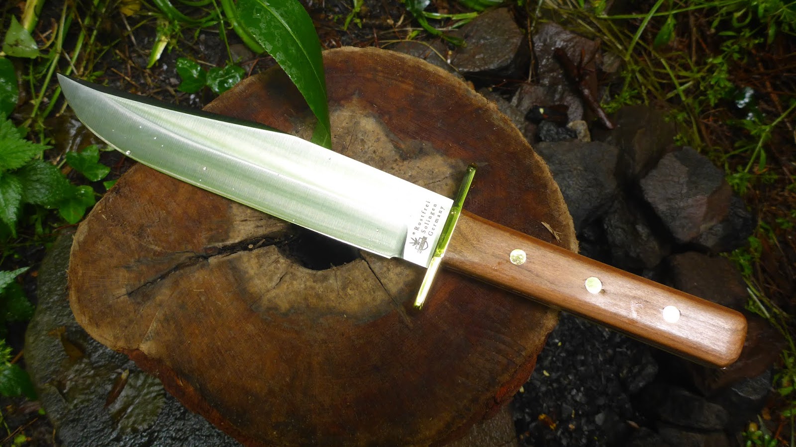 Hardcore Knives and tools for Wilderness Camping: Myth Busting Stick ...