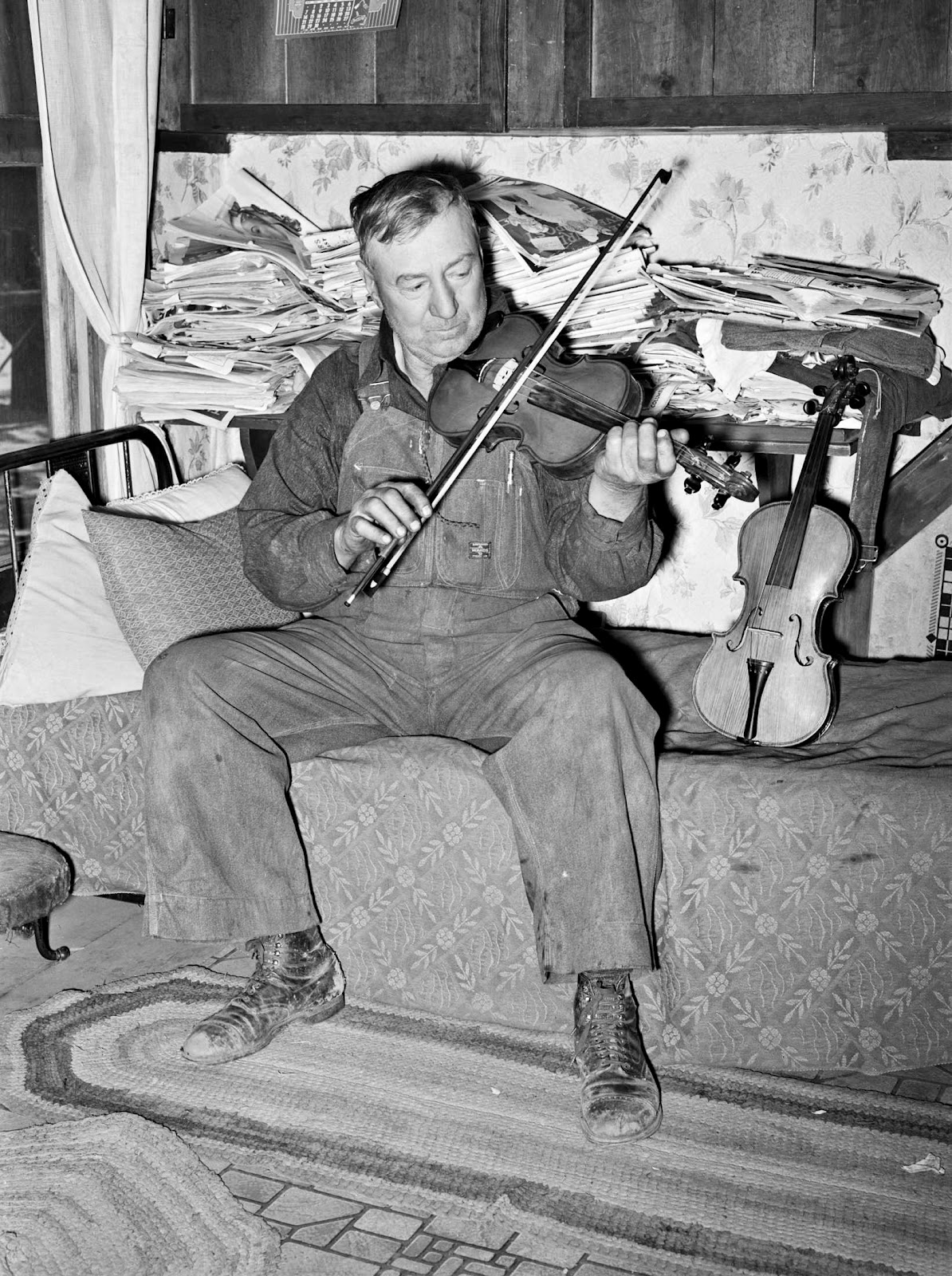 History in Photos: Russell Lee - Musicians