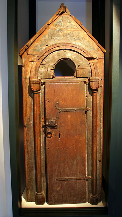 St. Thomas guild - medieval woodworking, furniture and other crafts ...