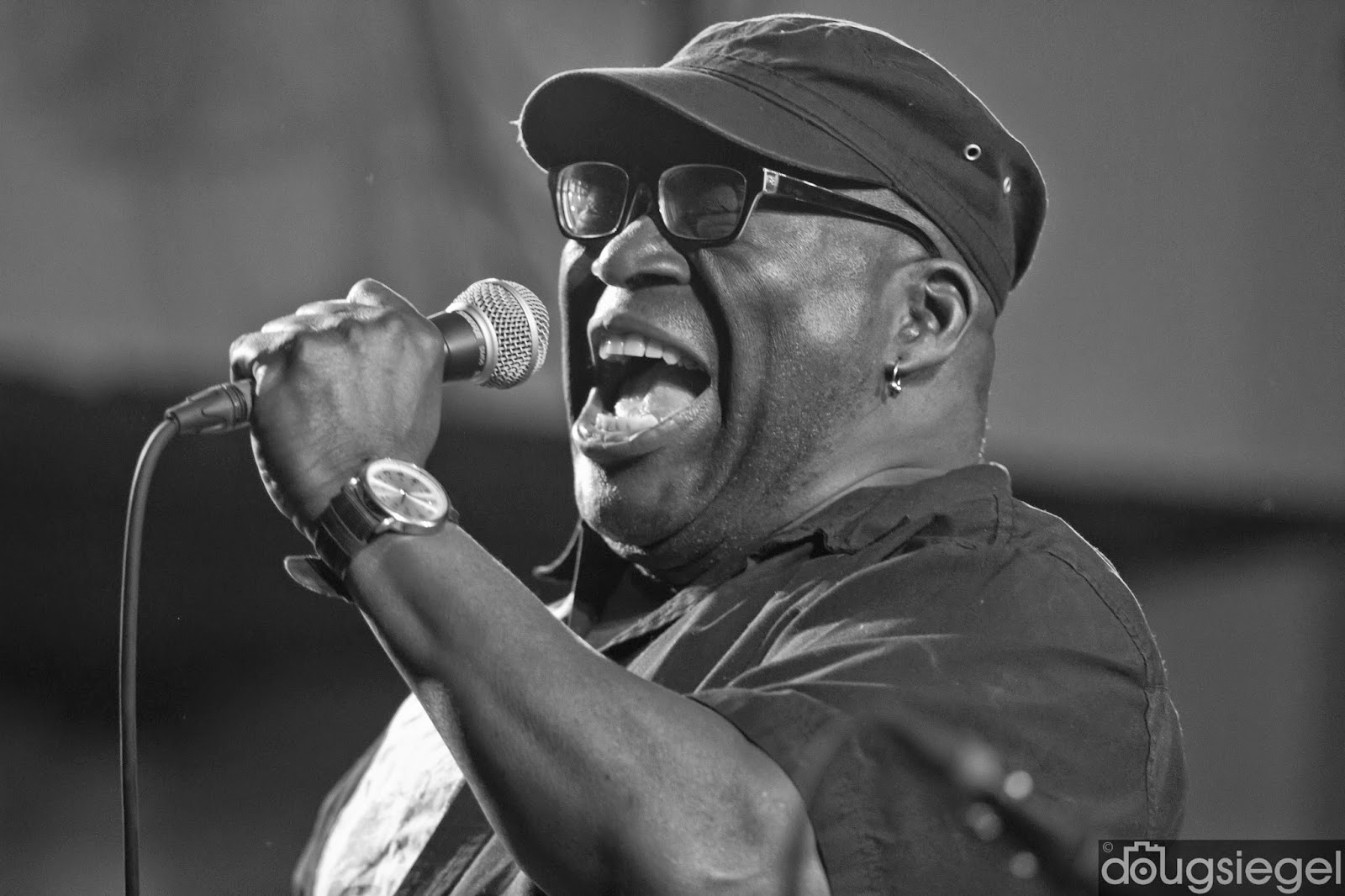 Barrence Whitfield & the Savages at The Woodward Theater ~ Concert ...