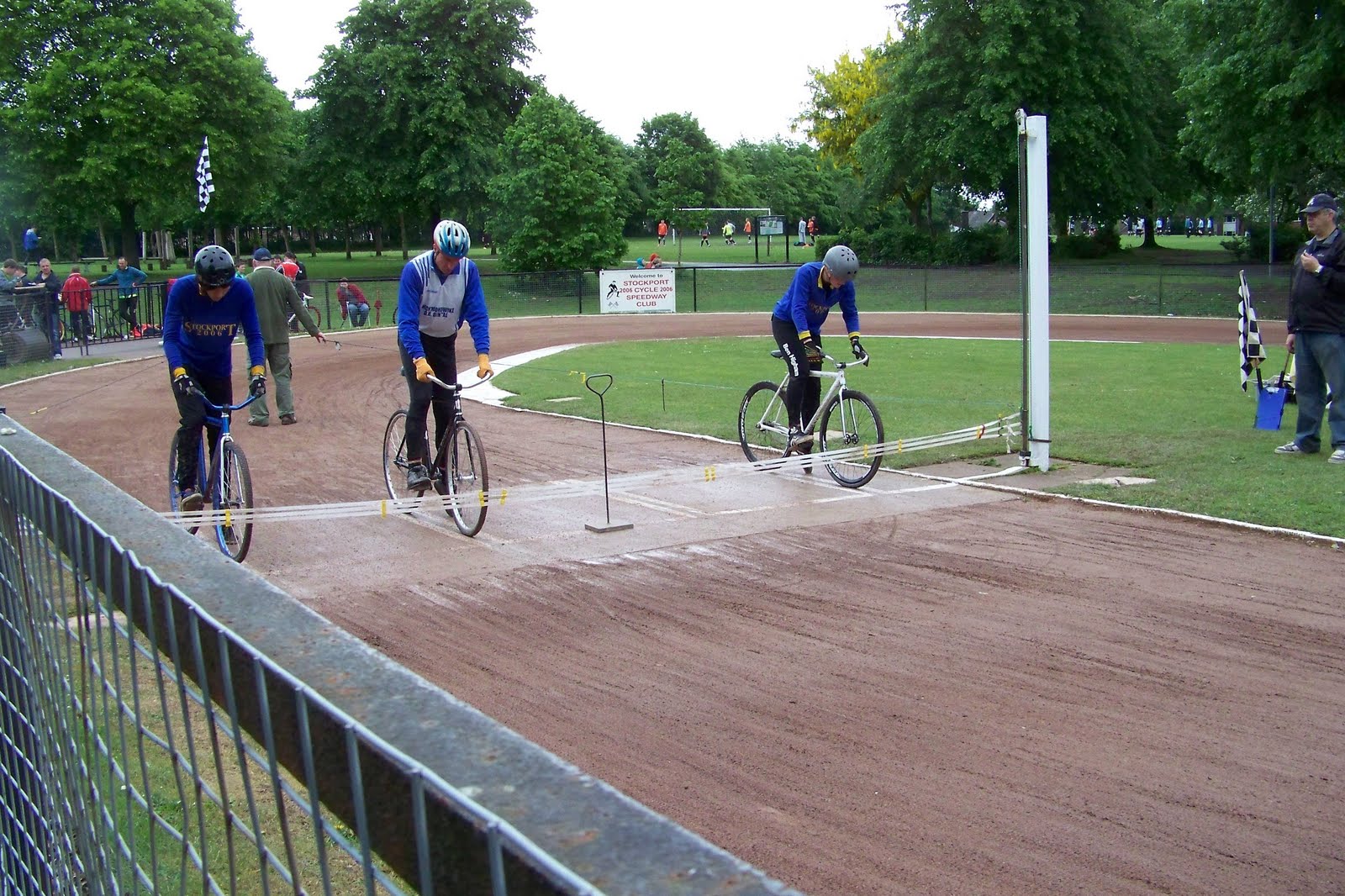 MHPVA News Blog: Cycle speedway - fast action in 45 seconds