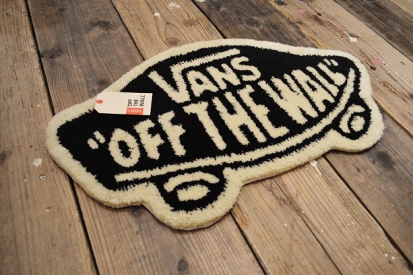 【QEE BLOG】: VANS OFF THE WALL RUG MAT