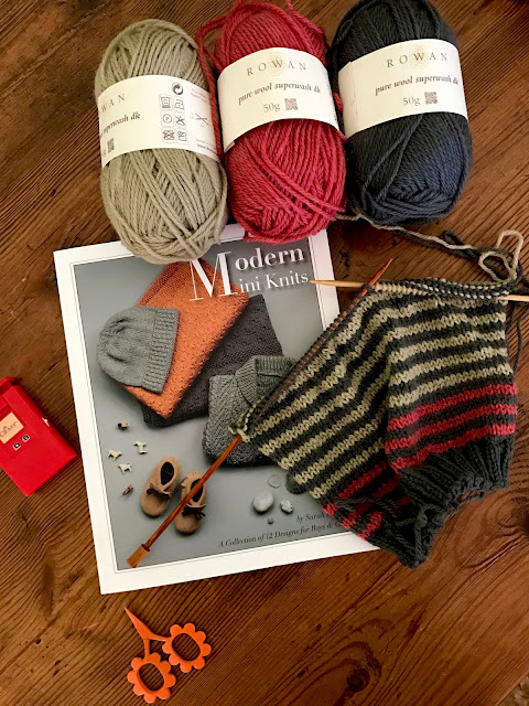 modern mini knits - Knitionary