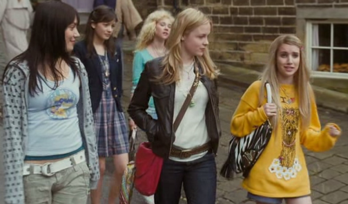 Corat Coret Astrid: Sinopsis Film Wild Child (Emma Roberts)