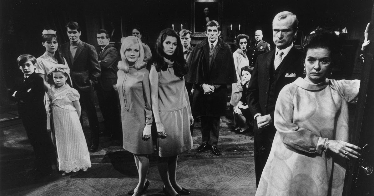 Book Junkie: Dark Shadows final episode 1971