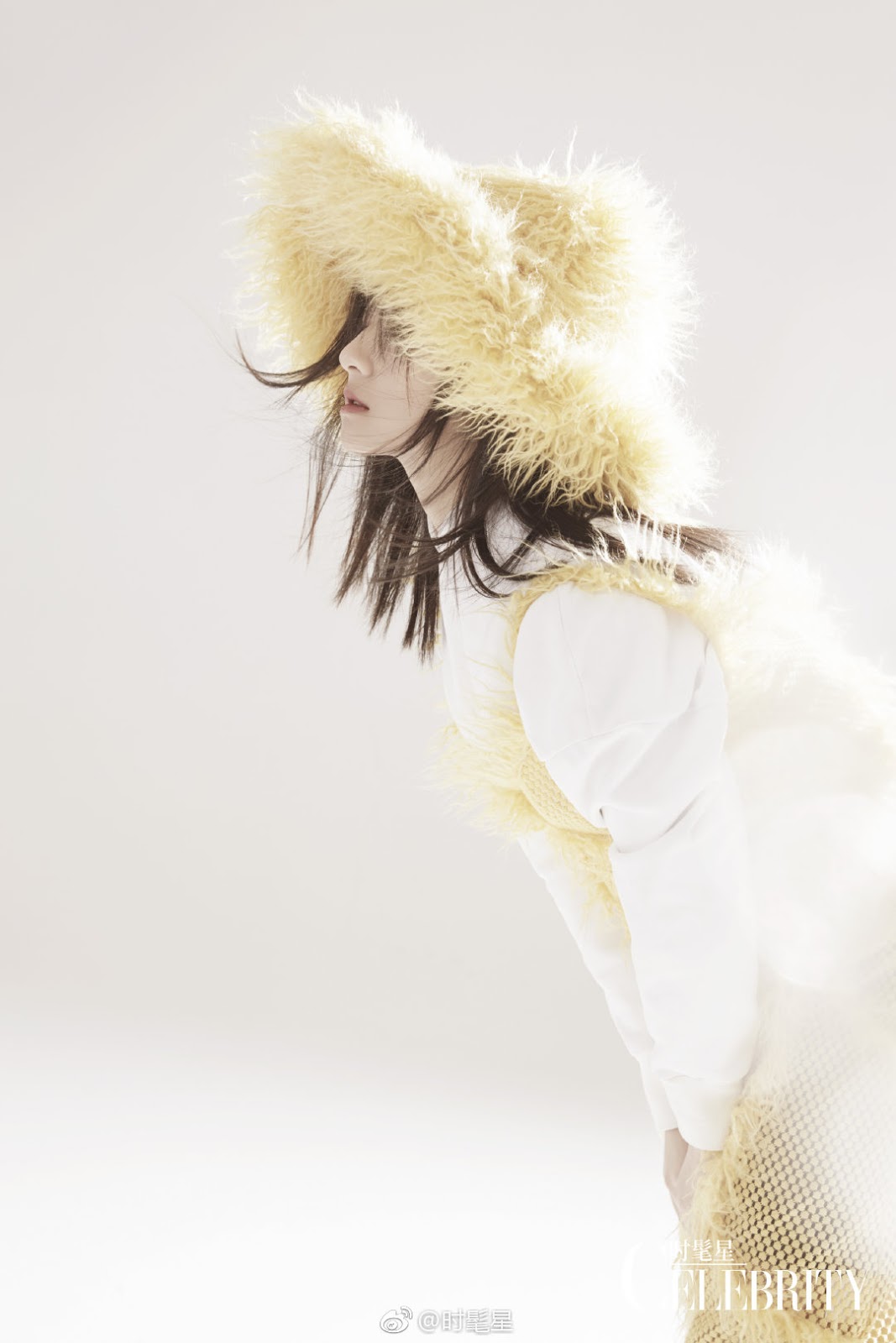 China Entertainment News: Actress Li Landi covers fashion magazine