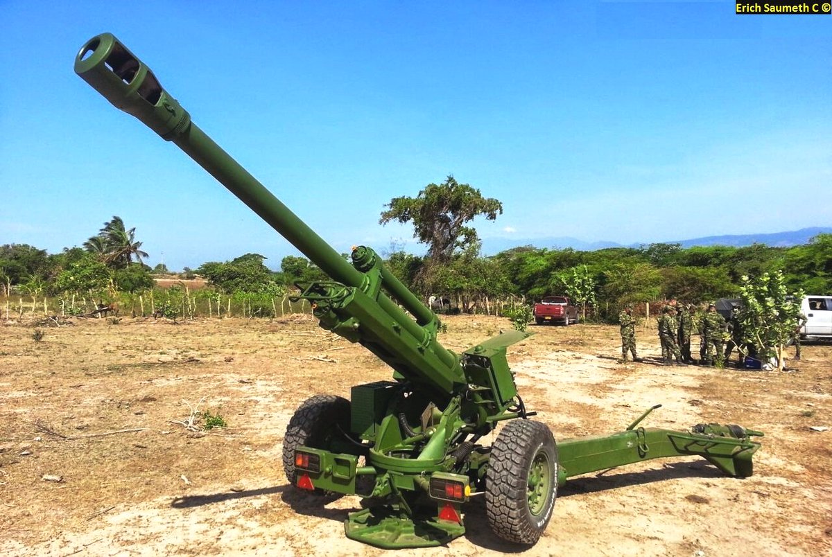 DEFENSE STUDIES: 3 Batalyon Howitzer Akan Dibeli Pada 2018