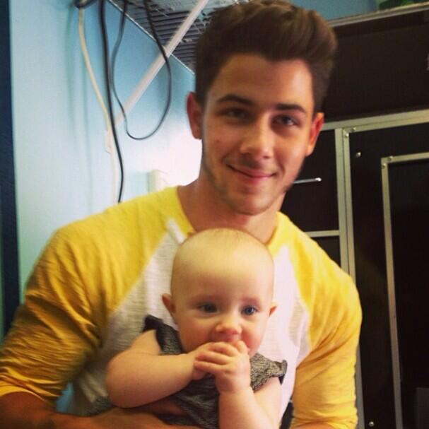 Jonas Brothers the best: Baby!!!!!!