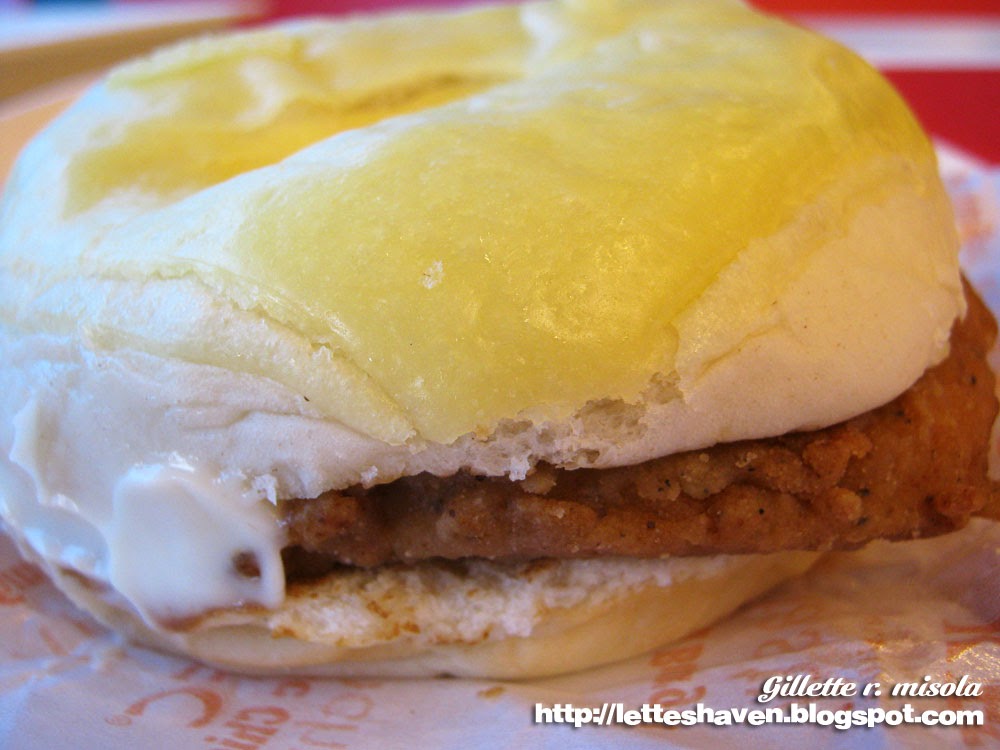 Lette's Haven: KFC Streetwise Cheese Top Burger