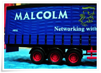 Bizax Blog - Keep Update: Saico 1:64 Malcolm Logistic Truck