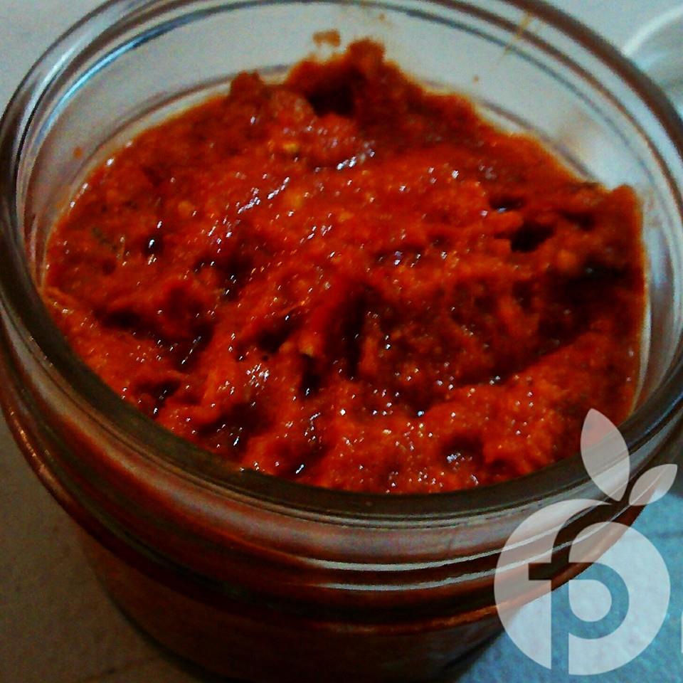 FOOD PRESERVING: RED CURRY PASTE