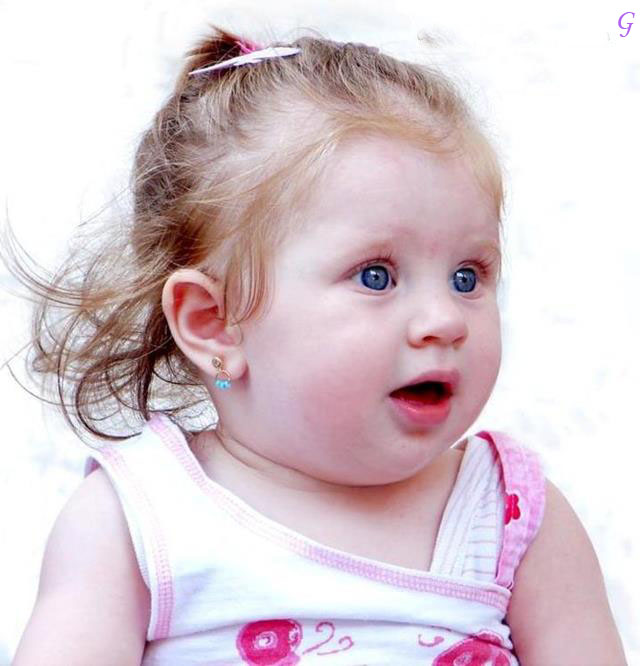 Babies Pictures: Flowers Pictures with Babies Images of Kids Photos