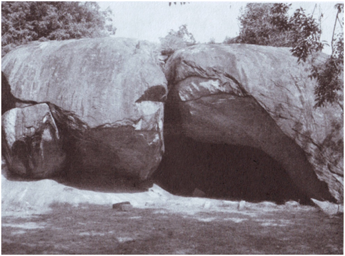 Inscriptions and caves at Vessagiriya ~ Buddha Lived in Sri Lanka