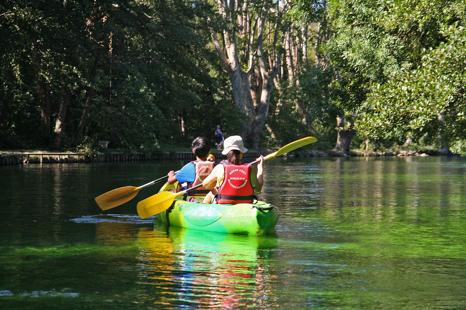 Canoeing at Fontaine de Vaucluse – Provence, France