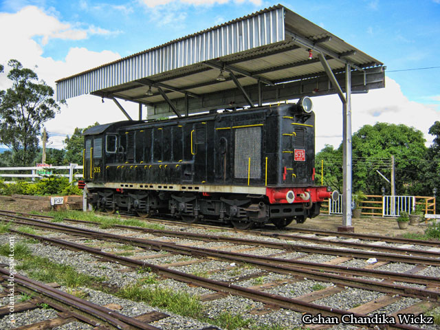 ෴අඟුරු නොකා වතුර නොබී කොළඹ දුවන යකඩ යකා෴: ෴G2 class ෂන්ටින් එන්ජිම ...