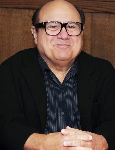 Antiga reportagem revela que Nintendo queria que o ator Danny DeVito ...
