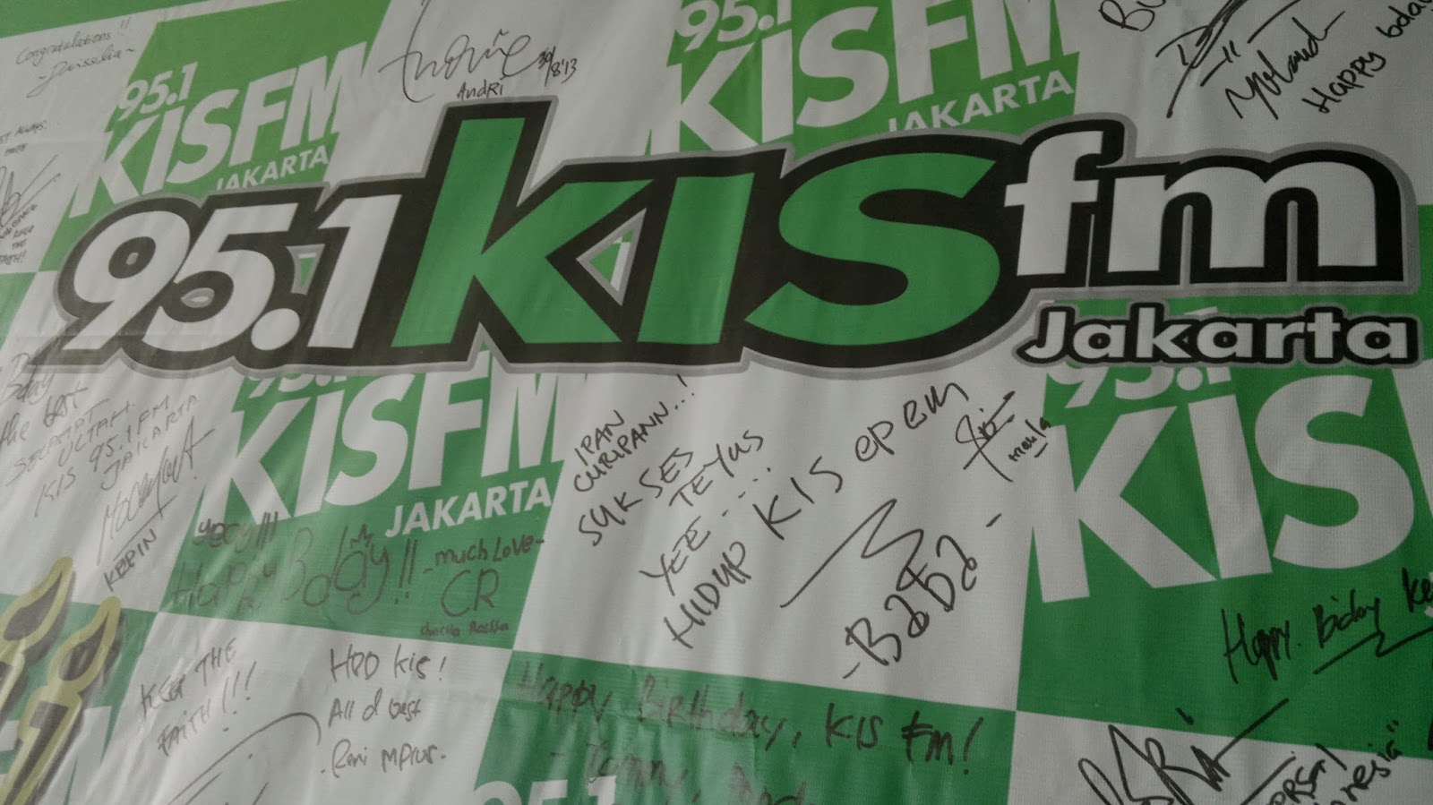 Radio Branding Materials: On-Air Studio | 95.1 KIS FM Jakarta (2013)