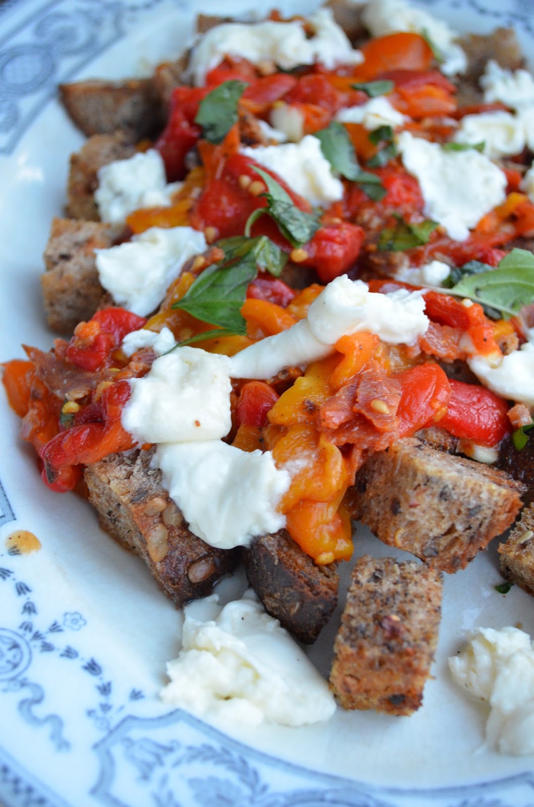amour fou(d): roasted pepper and tomato panzanella.