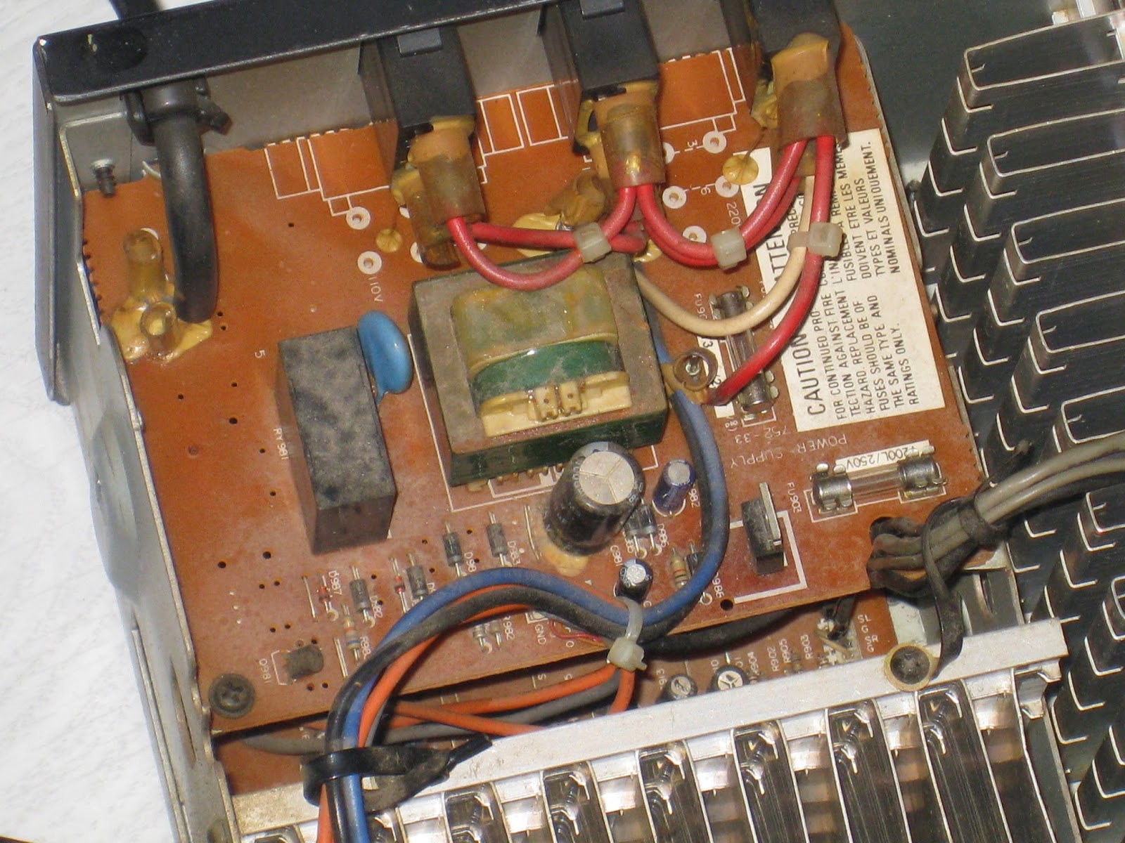 Infrequent Sound [sex.tex] technology: Quadral Logic Five Digital Surround AV Master Amplifier ...