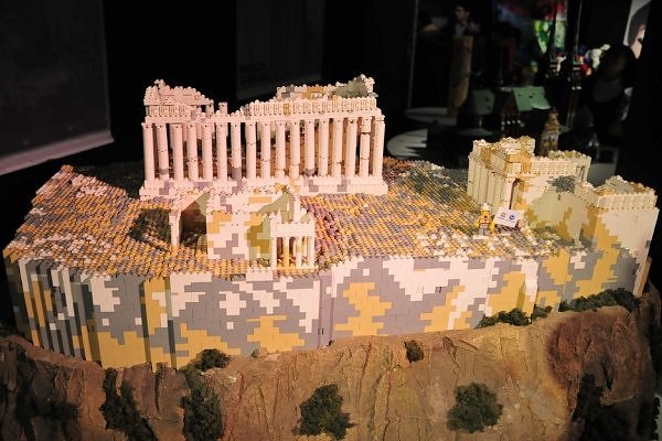 Lego brick temples | Baring the Aegis