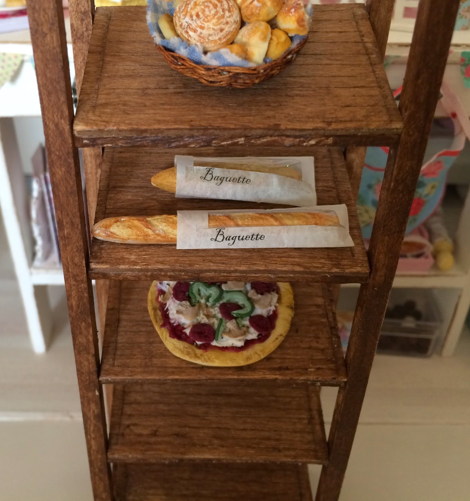 Baking In Miniature: 1:12 Scale Slanted Bakery Display Rack