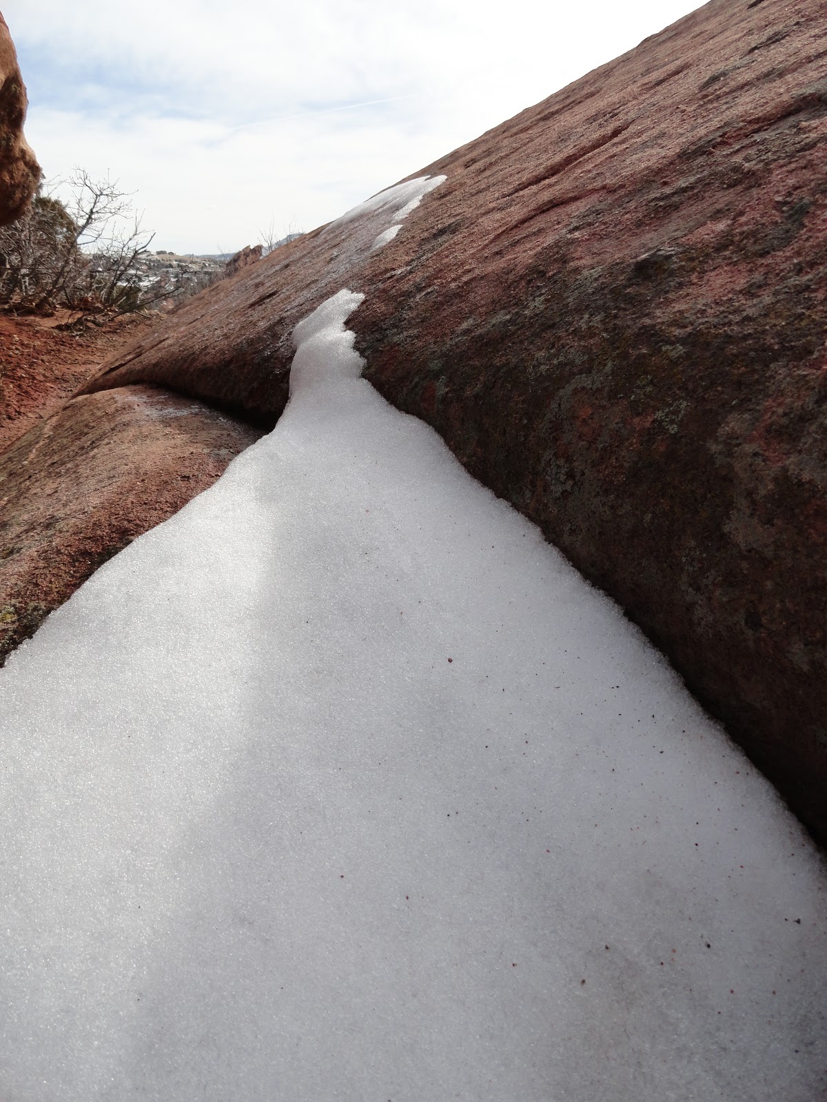 Geography 1202 Blog: Forms of Weathering on a Single Sandstone Outcrop ...