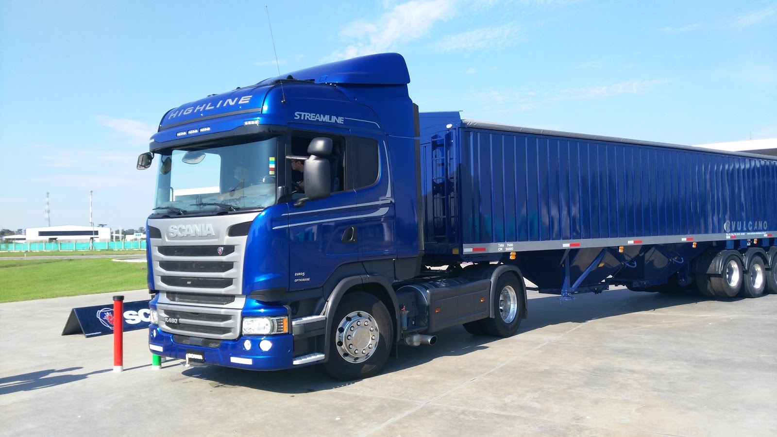 DIECIOCHO RUEDAS: SCANIA ARGENTINA… REALIZÓ EL PRIMER PRESS TOP TEAM EN ...