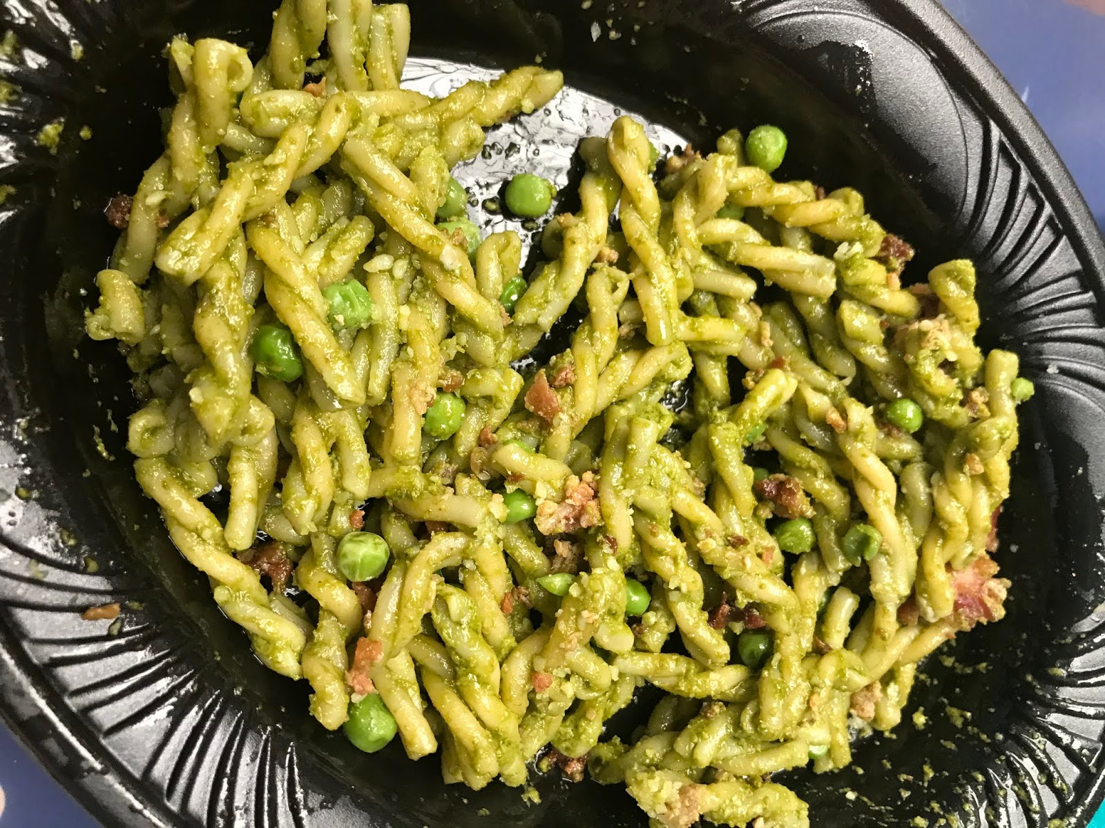 Disney Adventures: Disney Pixar Fest-Fun Foods