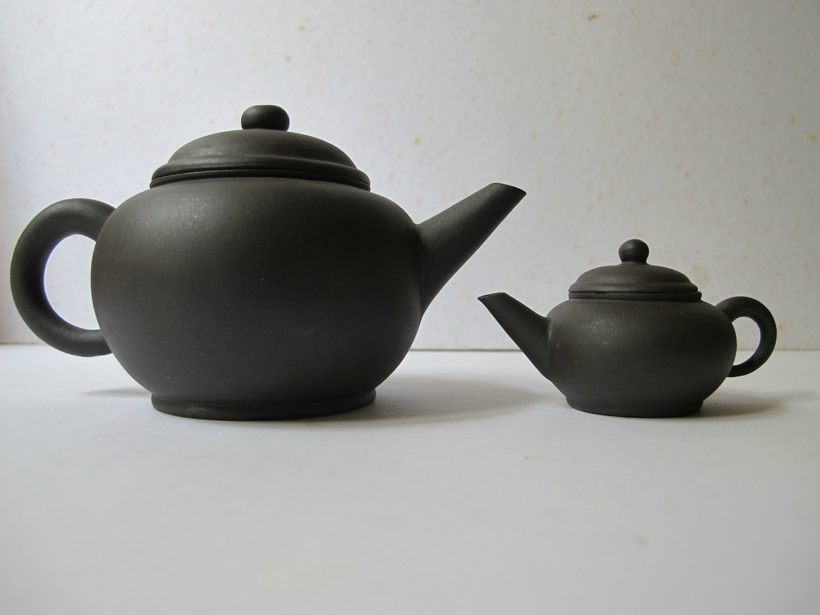 travelling teapot: "Yi Tiao Long" - Dragon teapots